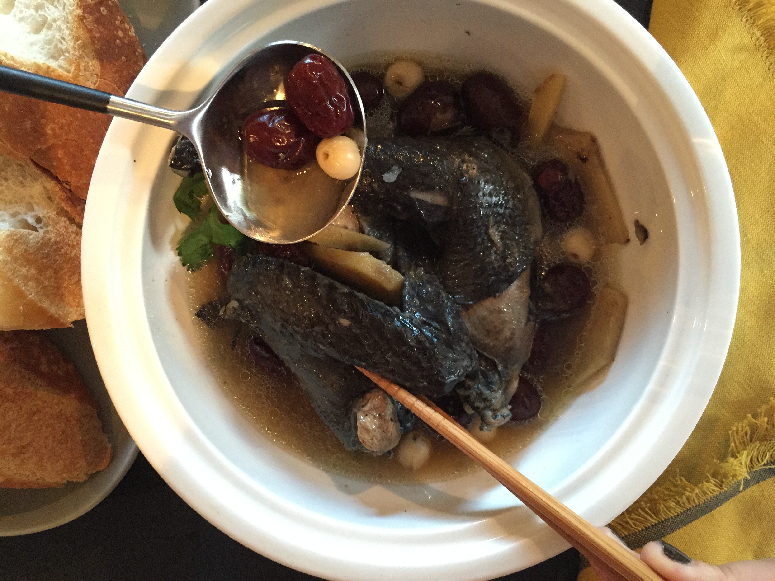 Herbal Black Chicken Soup / Gà Hầm Thuốc Bắc | La Vie Partagée