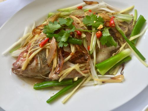 Quick Steamed Fish with Ginger Soy Dressing | La Vie Partagée